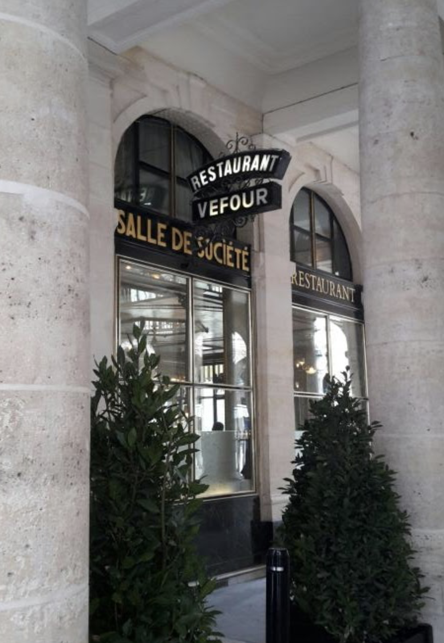 Le Grand Véfour – SECRET PARISIEN